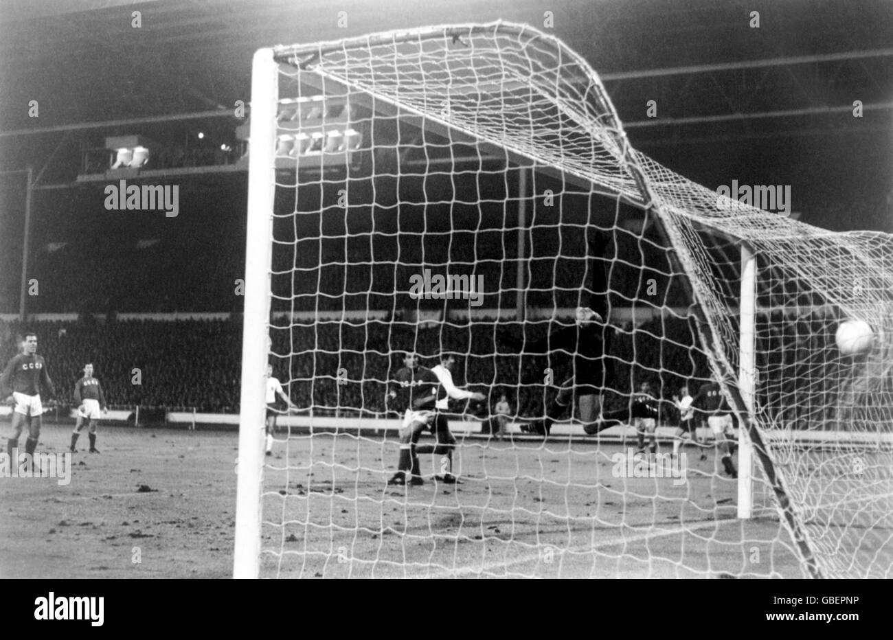 Soccer - Friendly - England v USSR Stock Photo - Alamy