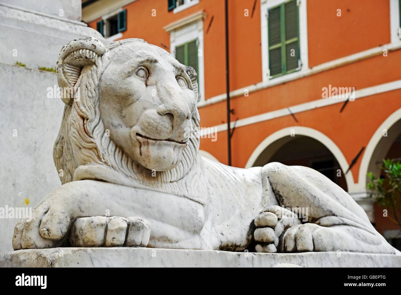 Carrara italy marble statue hi-res stock photography and images - Alamy