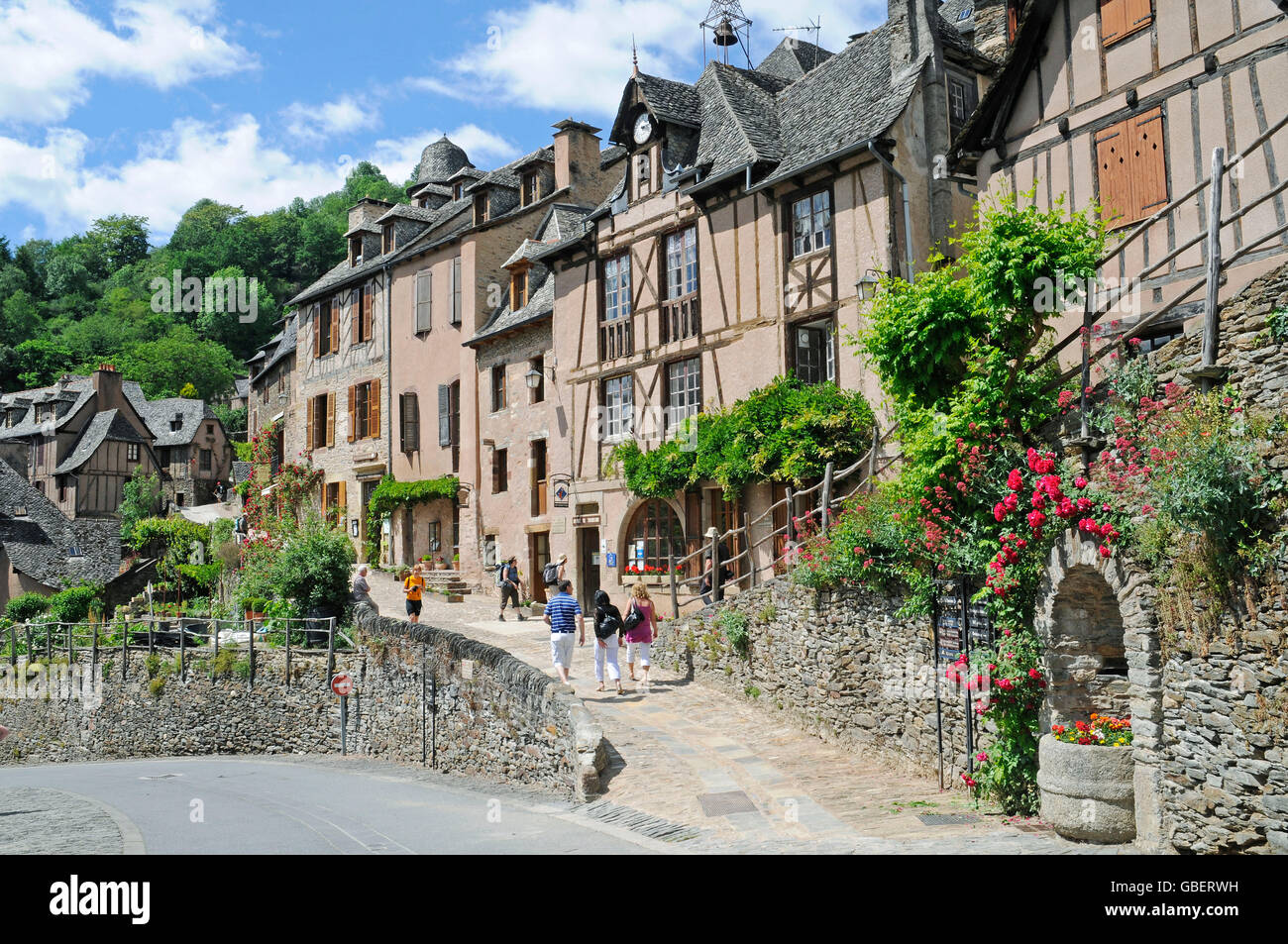 Conques village hi-res stock photography and images - Alamy