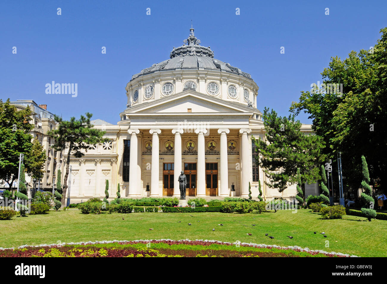 Bucharest concert hall hi-res stock photography and images - Alamy