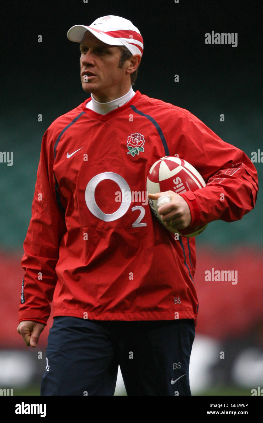 England attack coach brian smith hi-res stock photography and images ...