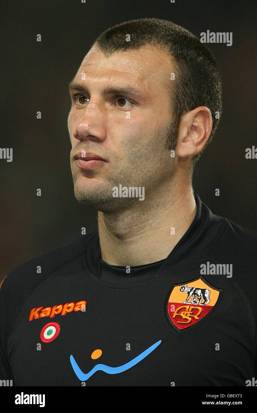 Soccer - UEFA Champions League - First Knockout Round - First Leg ...