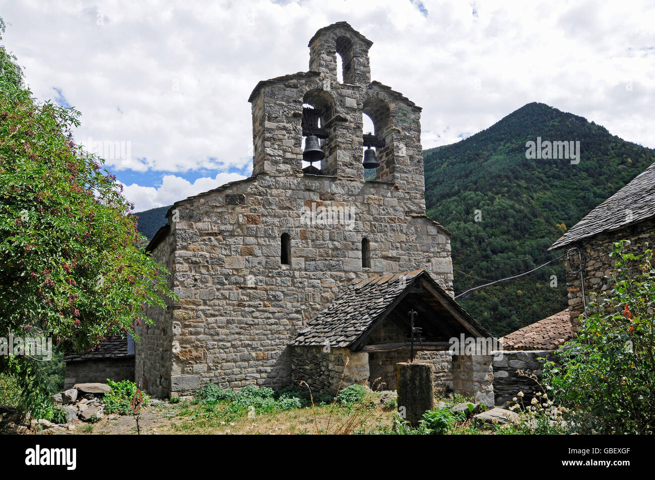Santa Maria, romanesque church, Cardet, La Vall de Boi valley, Pyrenees ...