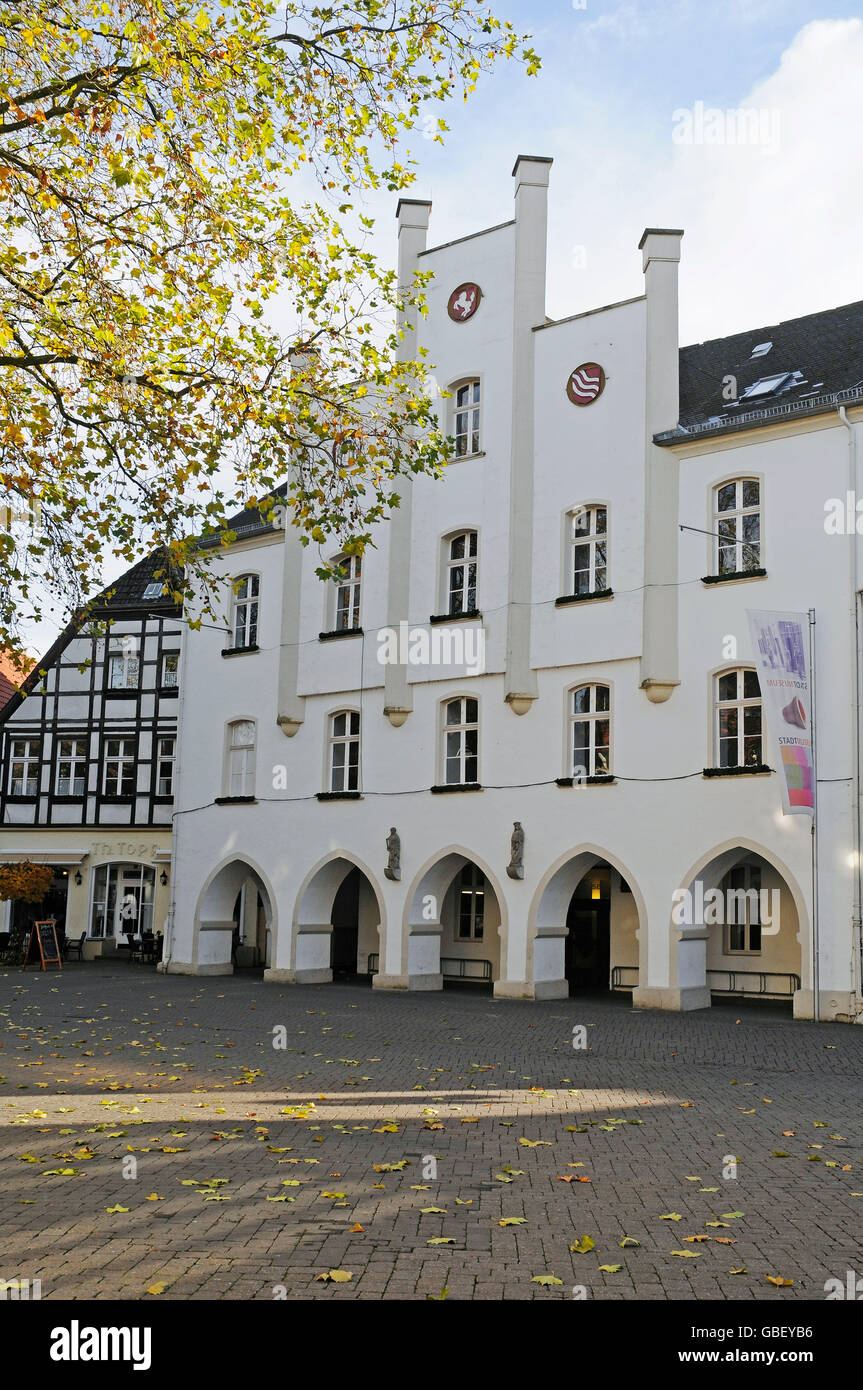 Municipal museum, market square, Beckum, Munsterland region, North ...