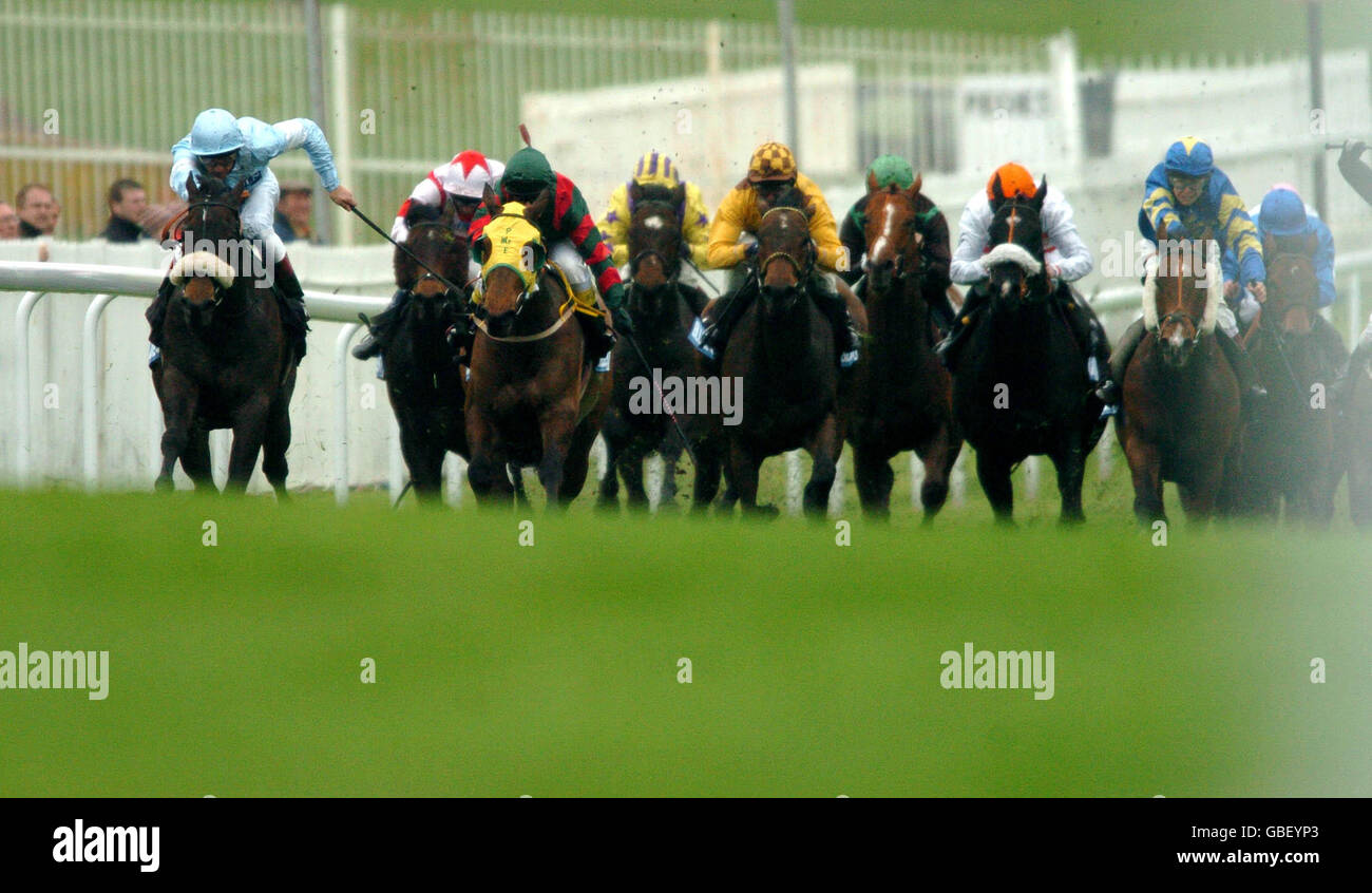 Epsom cafe hi-res stock photography and images - Alamy