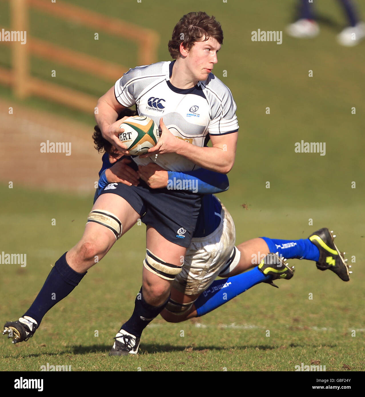 Italy's Ivan Perrone (right) challenges Scotland's Michael Maltman Stock Photo - Alamy