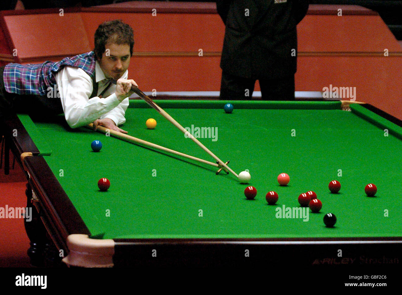 Snooker - Embassy World Championship 2004 Stock Photo - Alamy