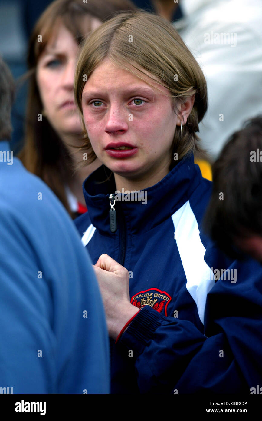 Football utd sad despair gutted hi-res stock photography and images - Alamy