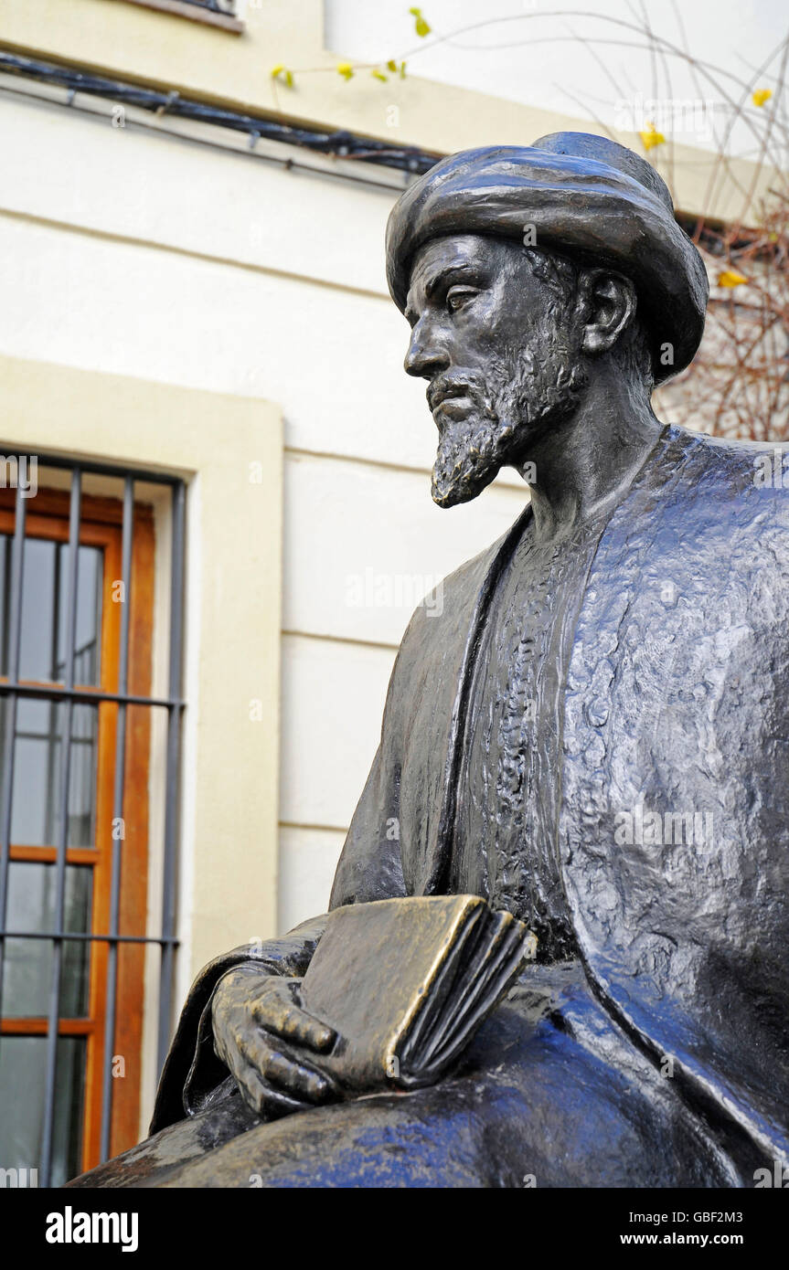Moses Maimonides, jewish scholar, doctor, sculpture, Plaza de ...