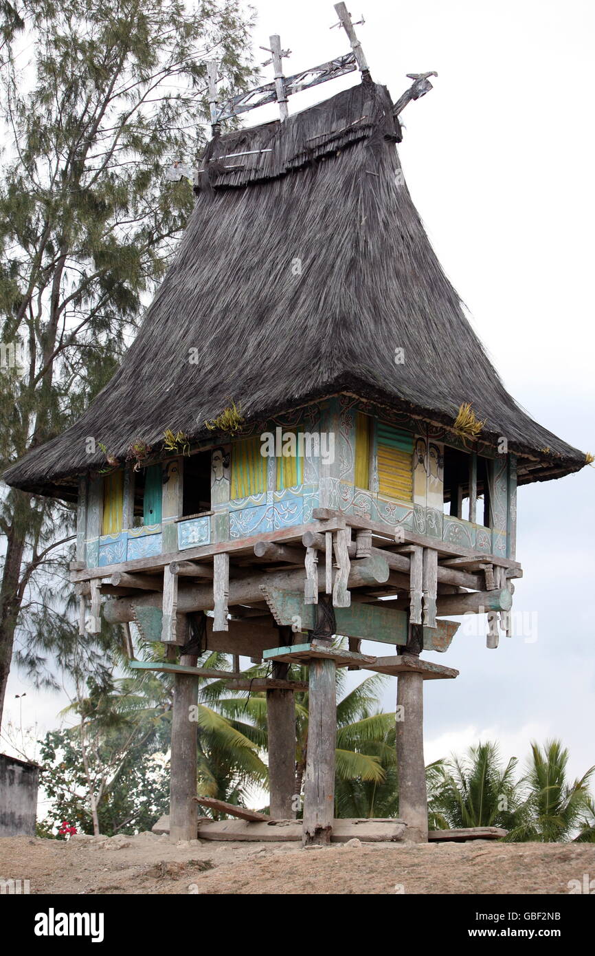 Timor leste traditional house in hi-res stock photography and images ...