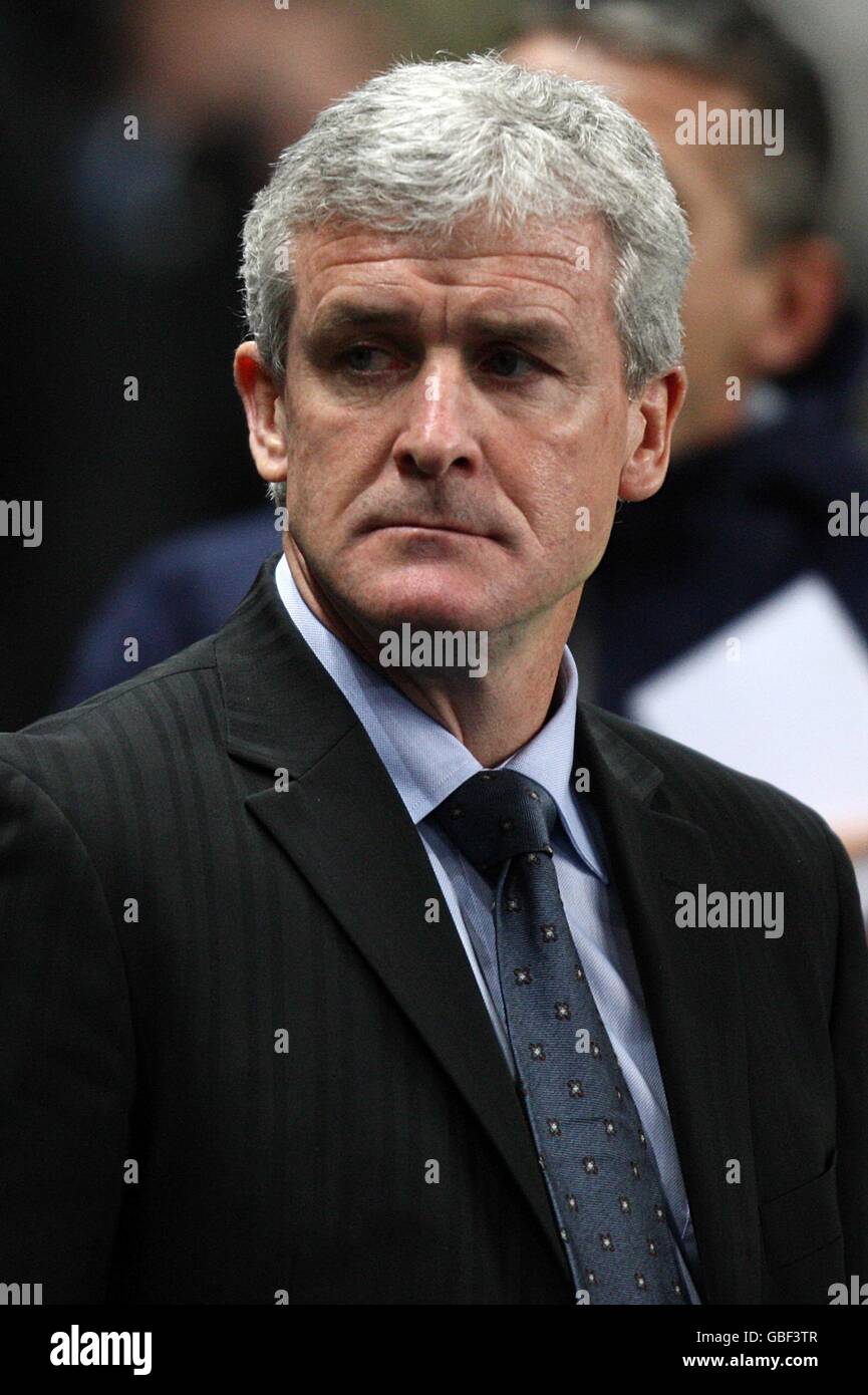 Mark hughes manchester city hi-res stock photography and images - Alamy