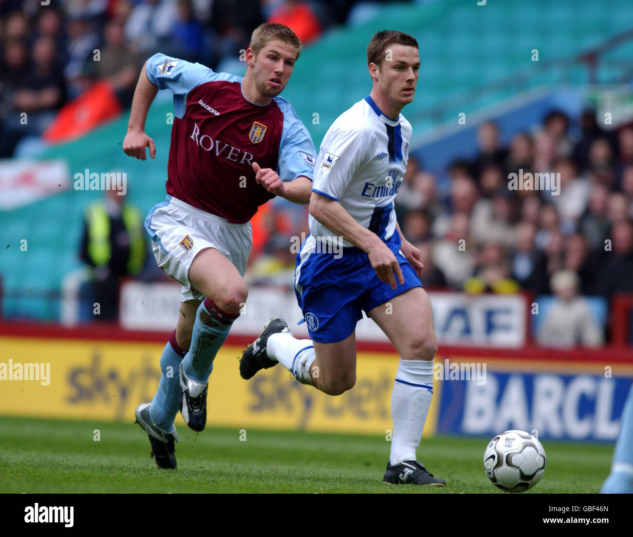 Chelsea's Scott Parker drives forward leaving behind Aston Villa's ...