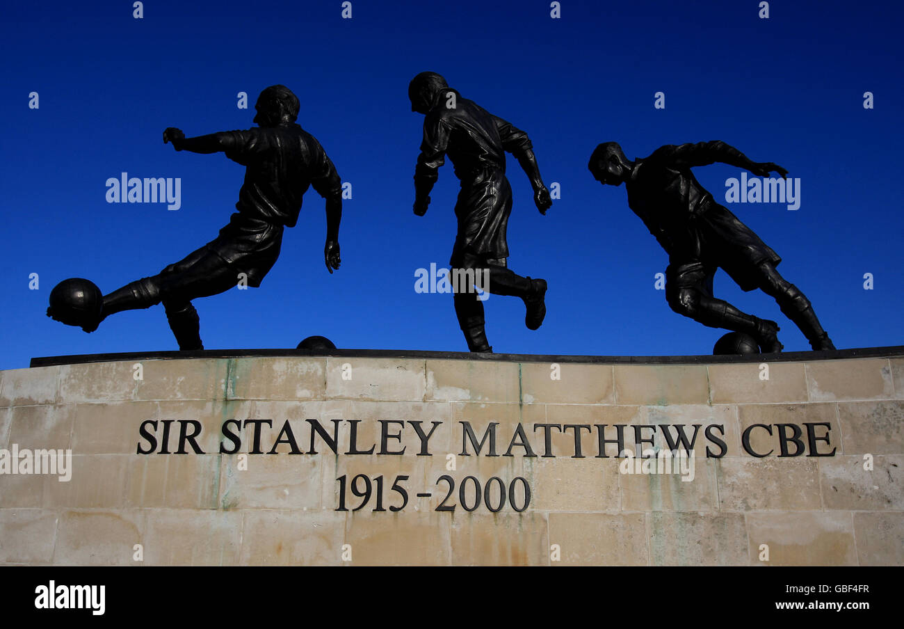Statue Of Sir Stanley Matthews at Britannia Stadium, home of Stoke City ...