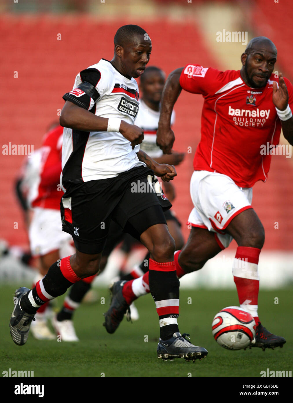 Charlton Athletic's Chris Dickson in action during the Coca-Cola ...