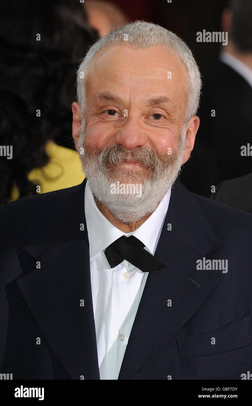Mike leigh arriving 81st academy awards kodak theatre hi-res stock ...