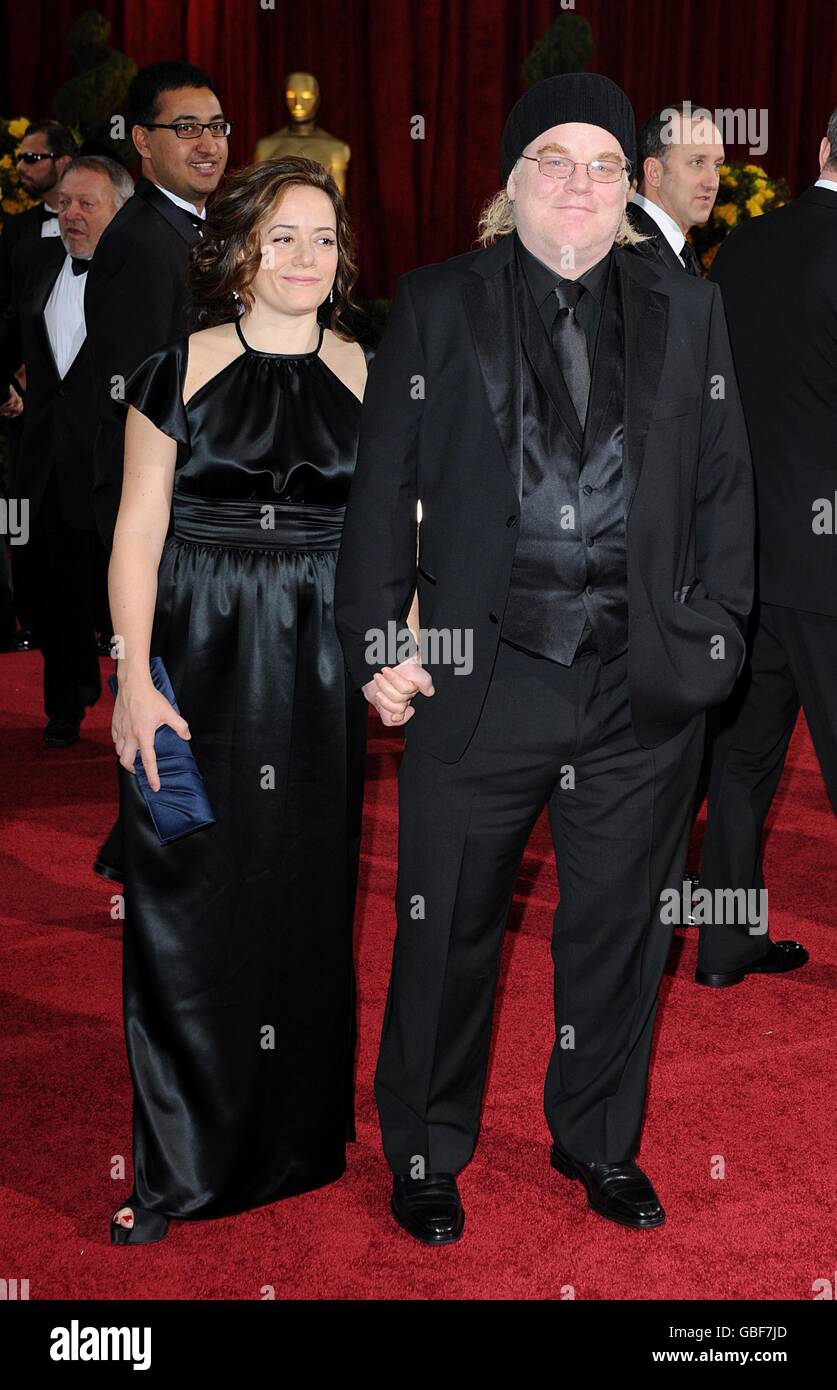 Philip Seymour Hoffman and Mimi O'Donnell arriving for the 81st Academy ...