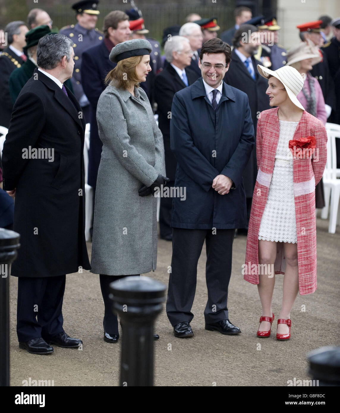 England unveiling memorial statue queen hi-res stock photography and ...