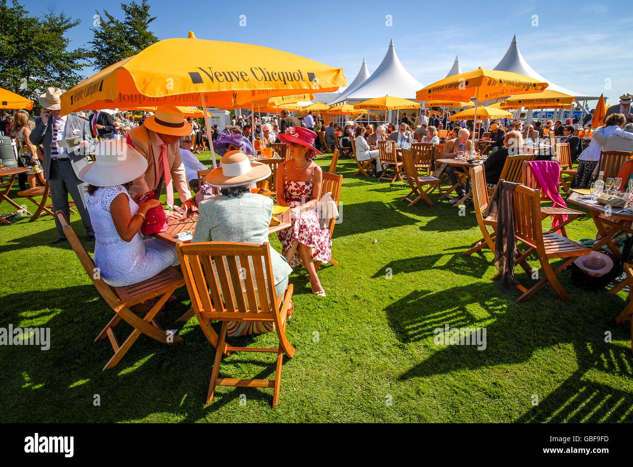 Goodwood dress code hi-res stock photography and images - Alamy