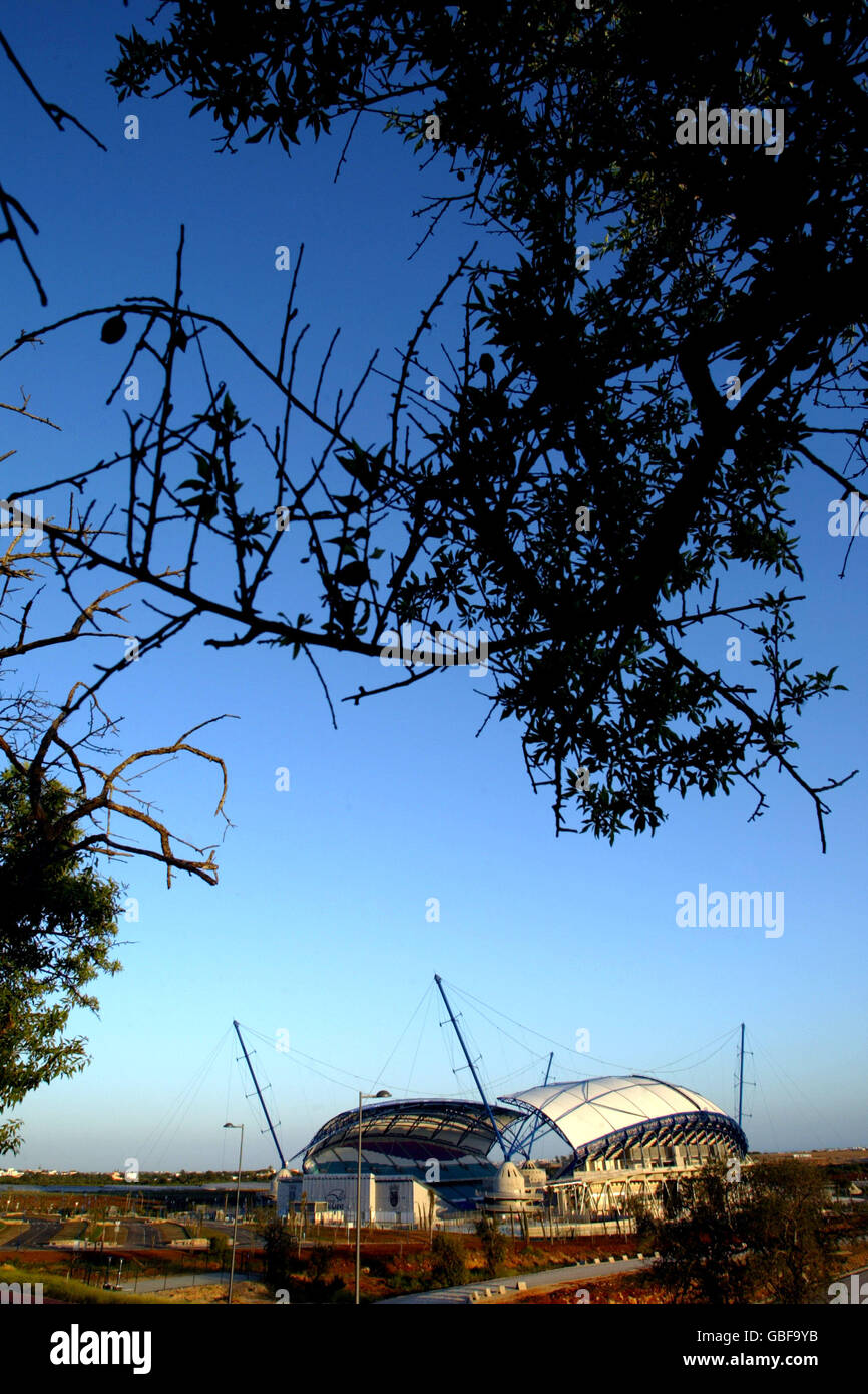 Soccer - European Championships 2004 - Portugal - Stadiums. A general ...