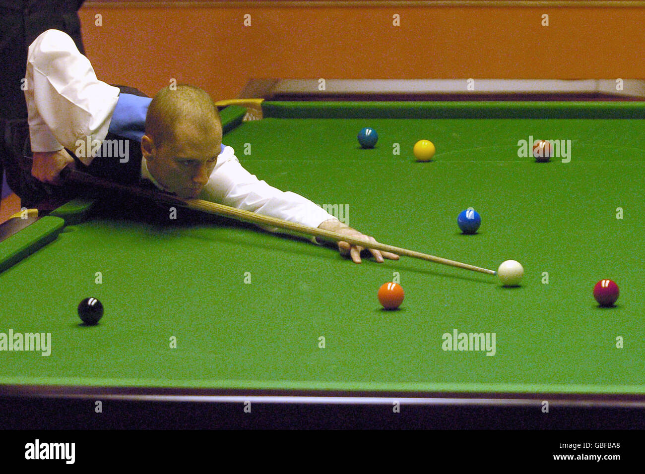 Snooker - Embassy World Championship 2004 Stock Photo - Alamy