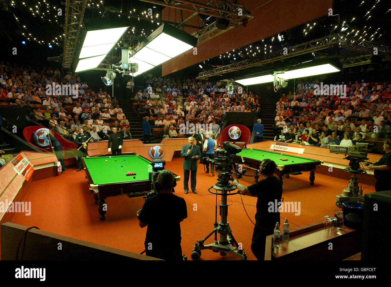 Snooker - Embassy World Championship 2004 Stock Photo - Alamy