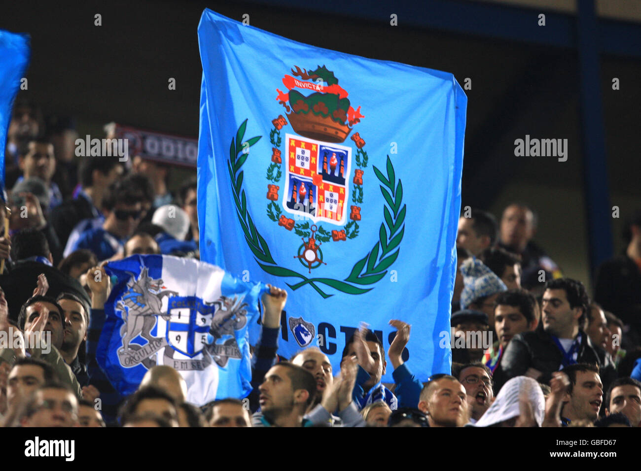 Fc porto fans in the stands hi-res stock photography and images - Alamy