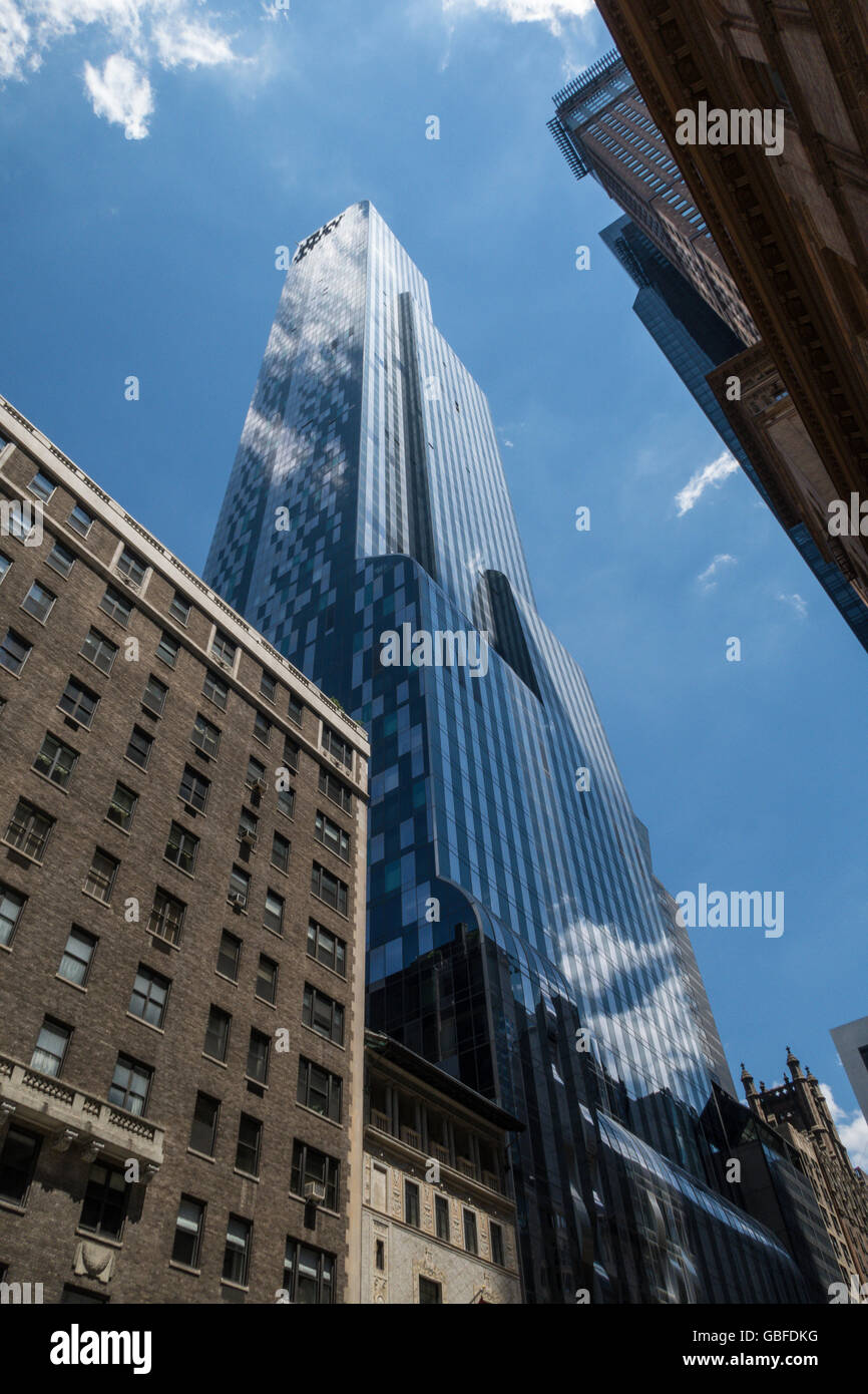 157 West 57th High Resolution Stock Photography and Images - Alamy