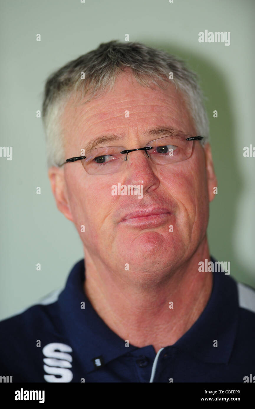 John bracewell press conference hi-res stock photography and images - Alamy