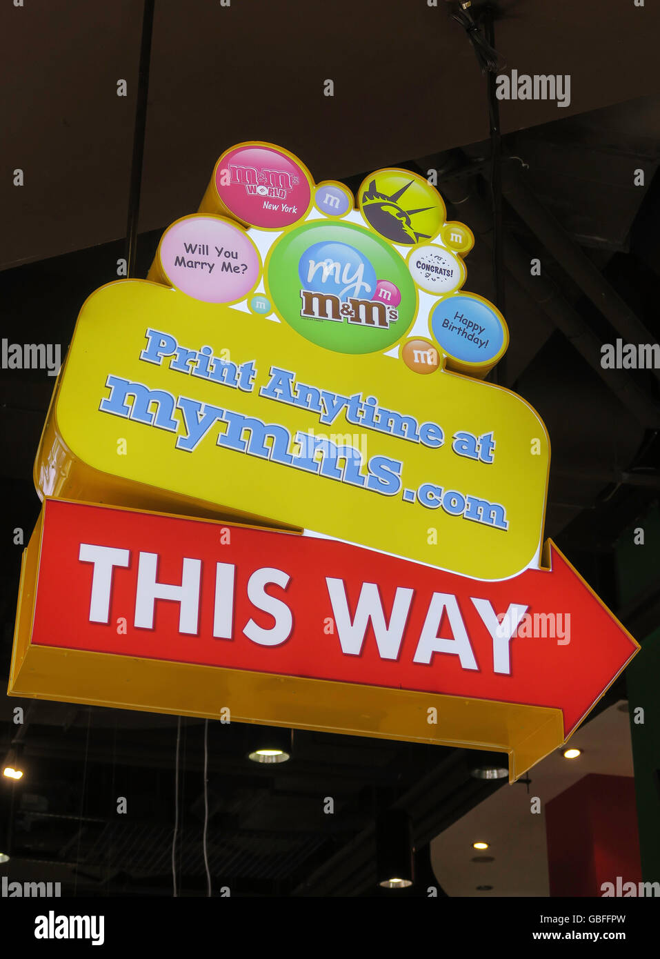 Souvenir and confectionery products hi-res stock photography and images ...