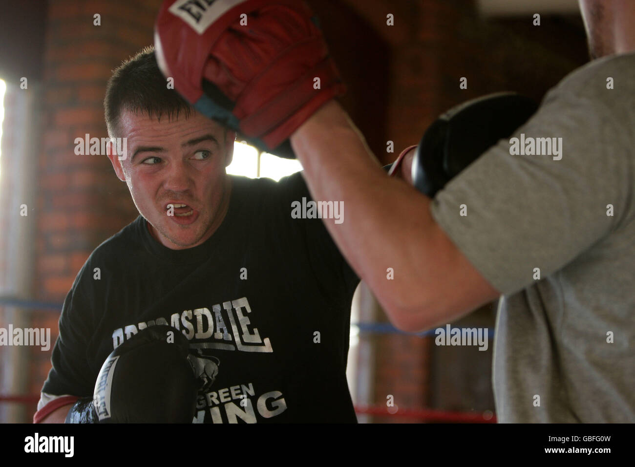 Boxing - Frankie Gavin Training Session - Arnies Gym Stock Photo - Alamy