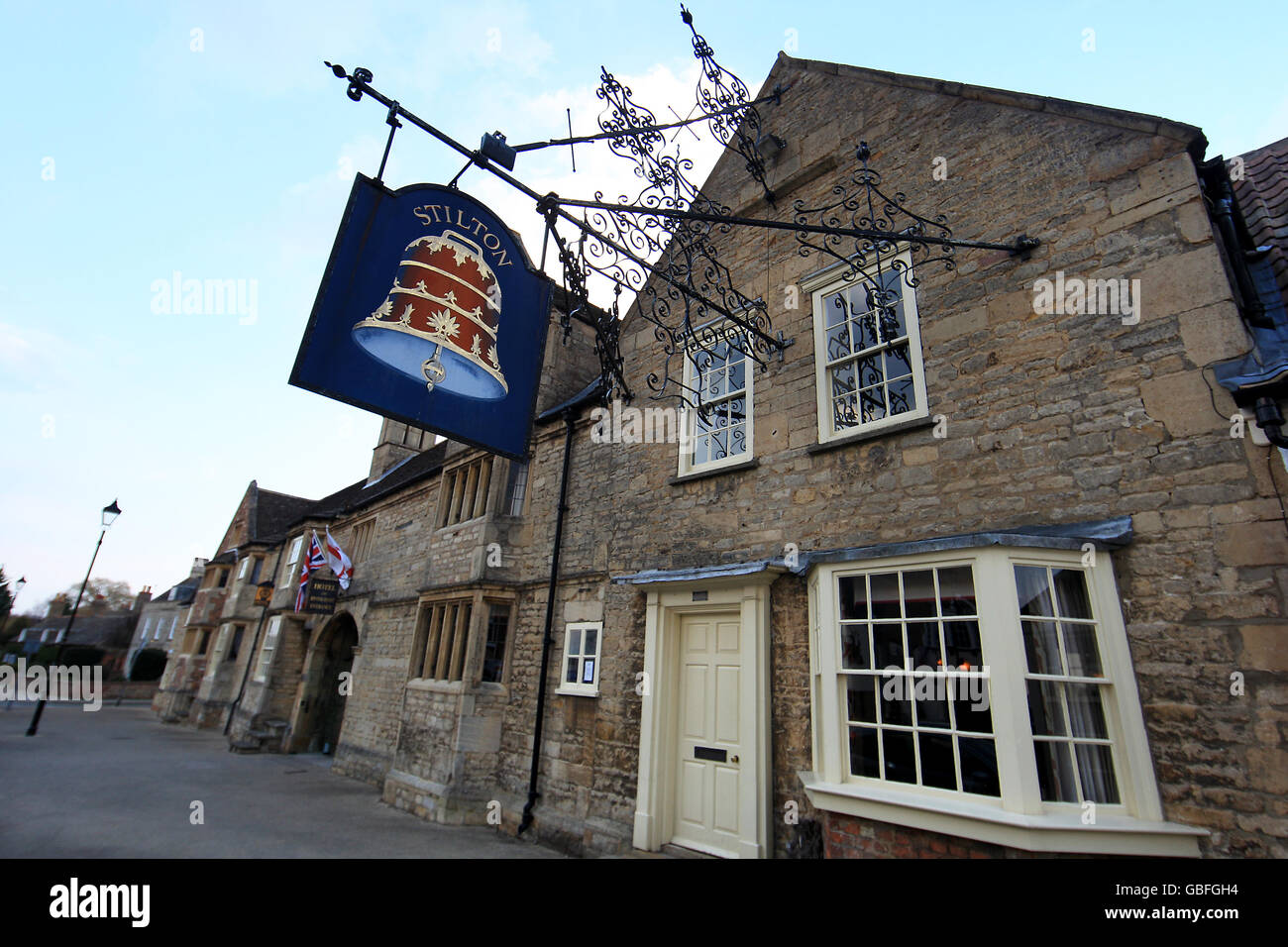 Cambridge Views. A general view of The Bell Inn, Stilton Stock Photo ...