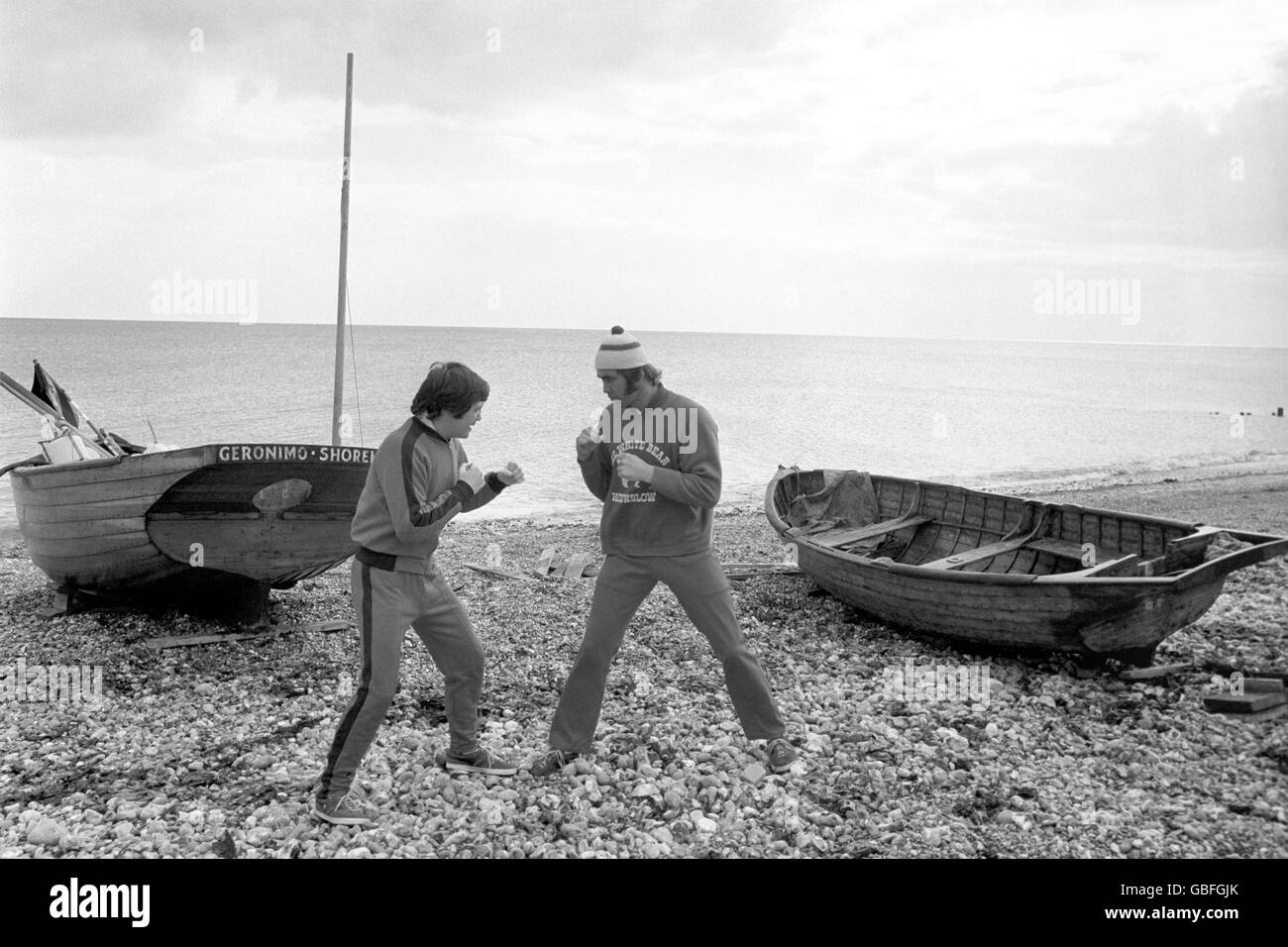 Boxing - Boxers Train by the Sea - Lancing Stock Photo - Alamy