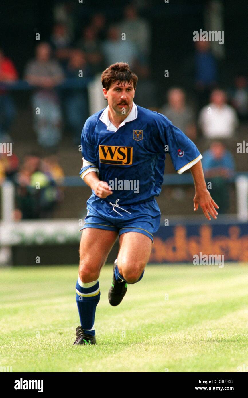 Steve mackenzie shrewsbury town hi-res stock photography and images - Alamy