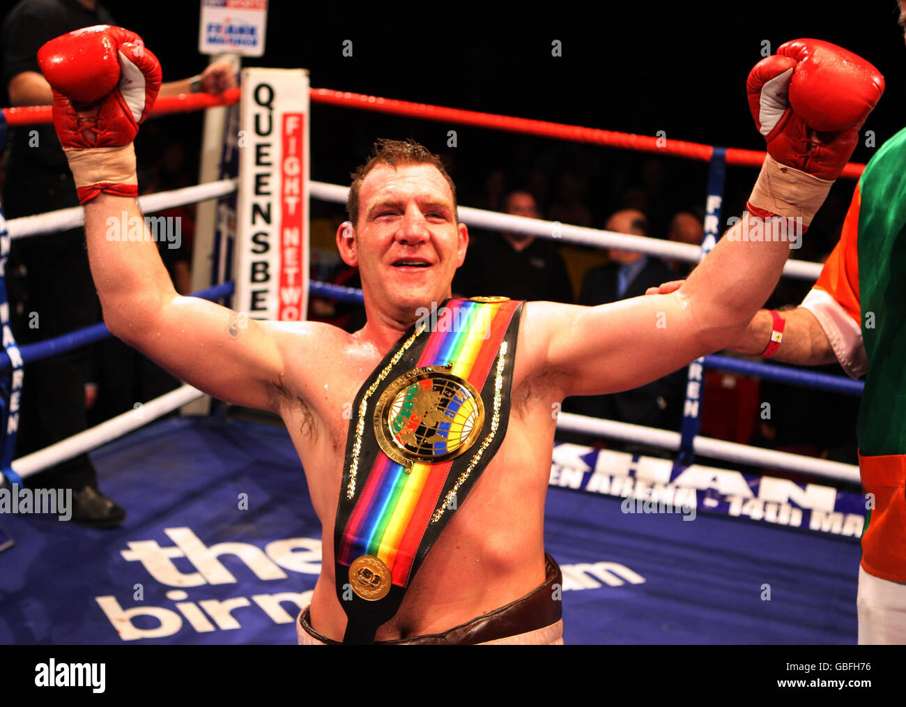 Belfast's Martin Rogan celebrates his victory over Bedford's Matt ...