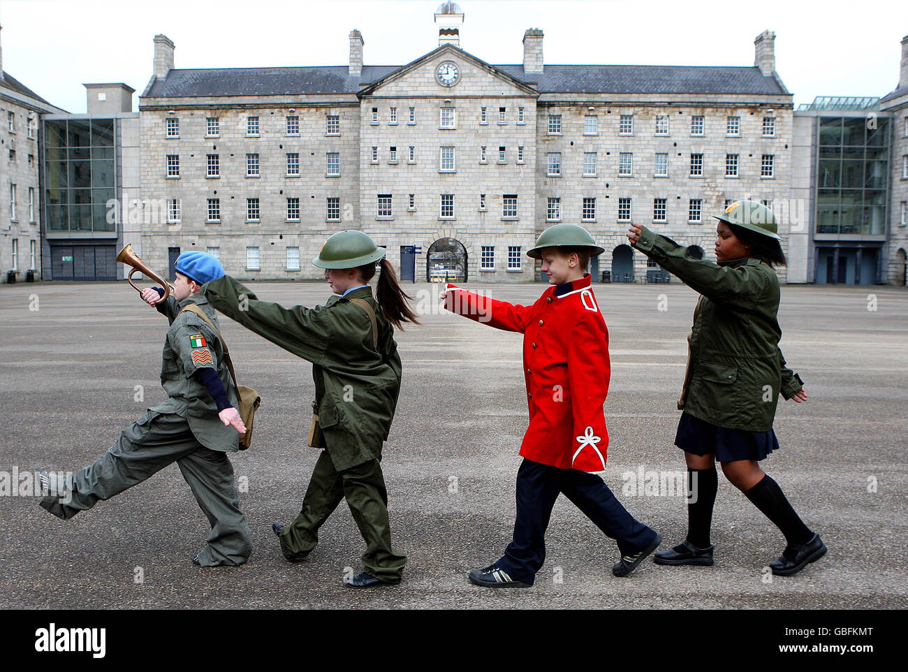 Left to right stuart yeomans hi-res stock photography and images - Alamy