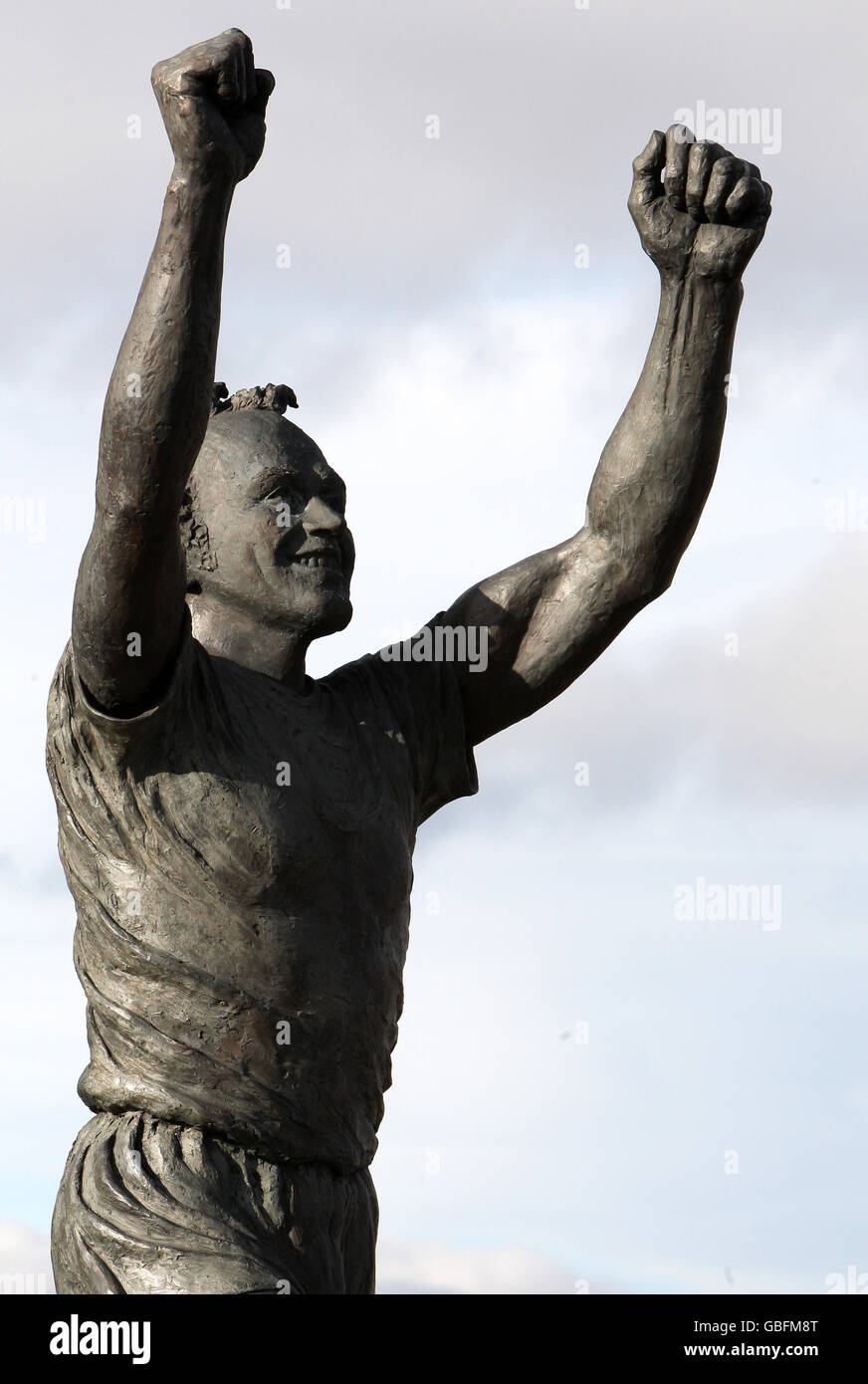 General view of the statue dedicted to Billy Bremner outside of Elland ...