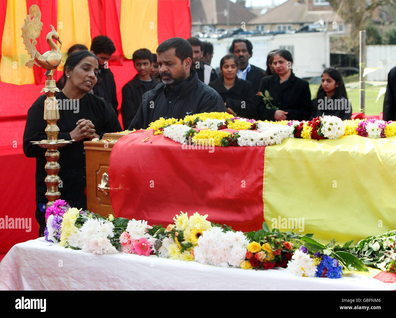 Puwaneswary and kanapathy varnakulasingham hi-res stock photography and ...