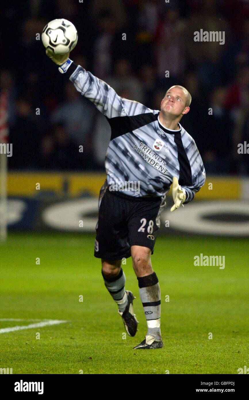 Southamptons goalkeeper alan blayney hi-res stock photography and ...