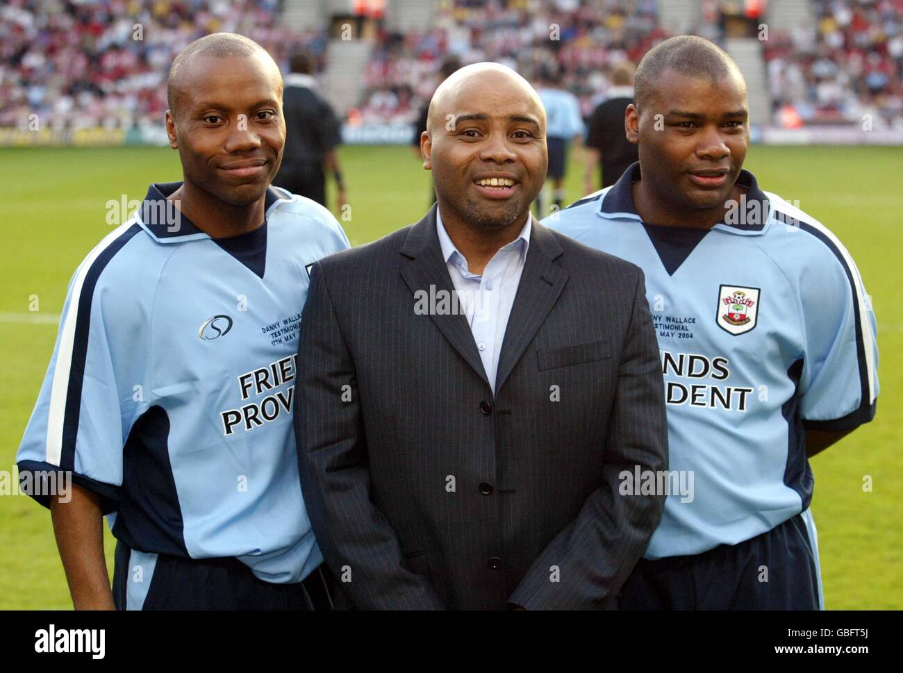 Danny Wallace (Centre) with his brothers Rod Wallace (L) and Ray ...