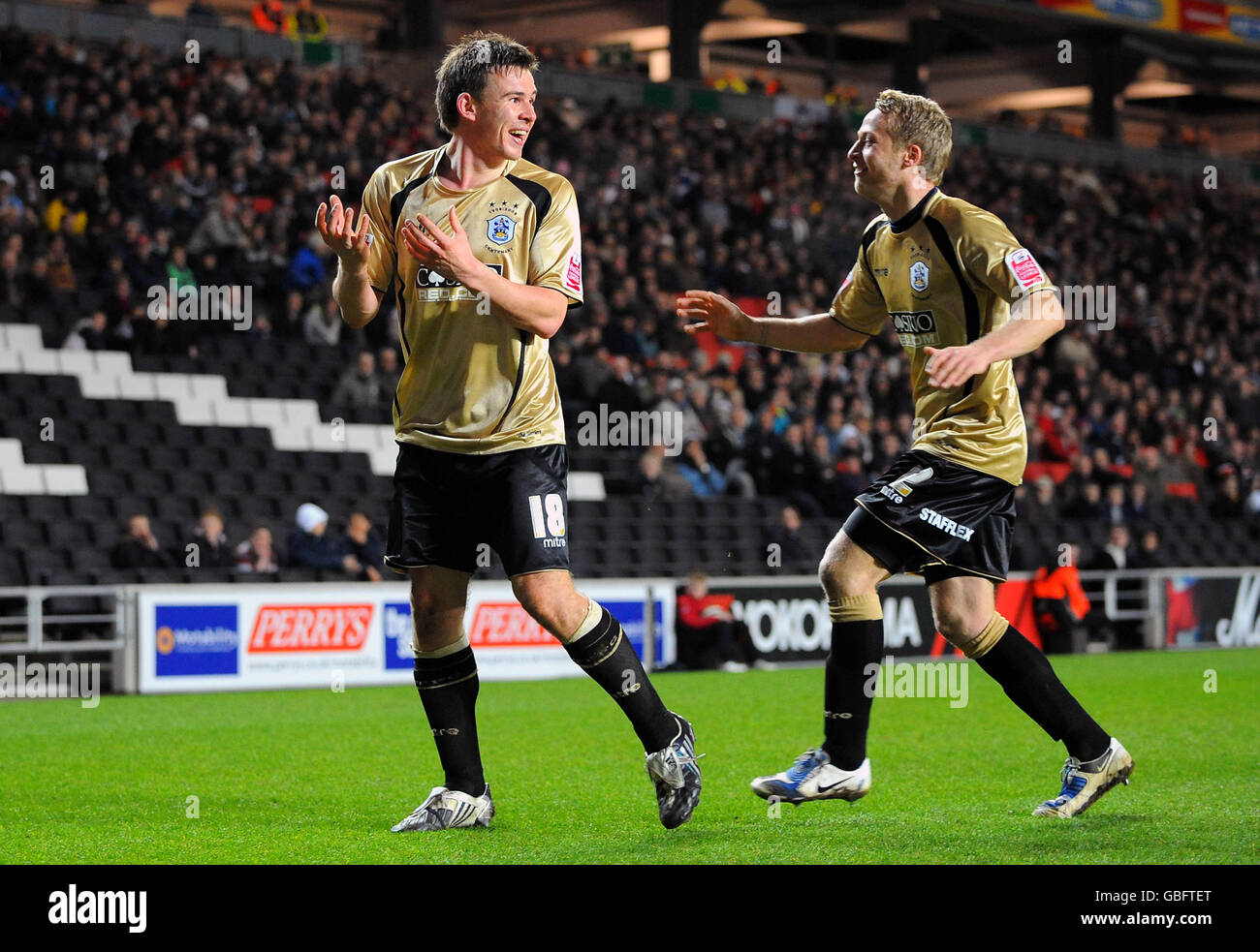 Soccer - Coca-Cola Football League One - Milton Keynes v Huddersfield ...
