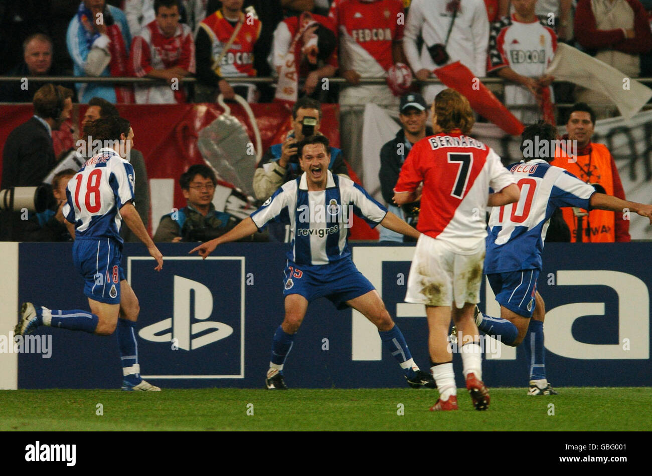 Soccer - UEFA Champions League - Final - Monaco v FC Porto Stock Photo ...