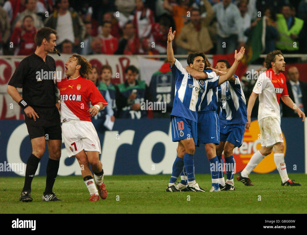 Soccer - UEFA Champions League - Final - Monaco v FC Porto Stock Photo ...