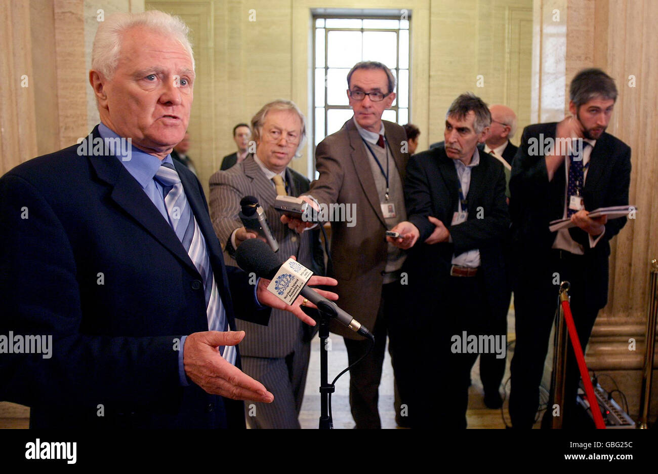 Senate banking chairman hi-res stock photography and images - Alamy