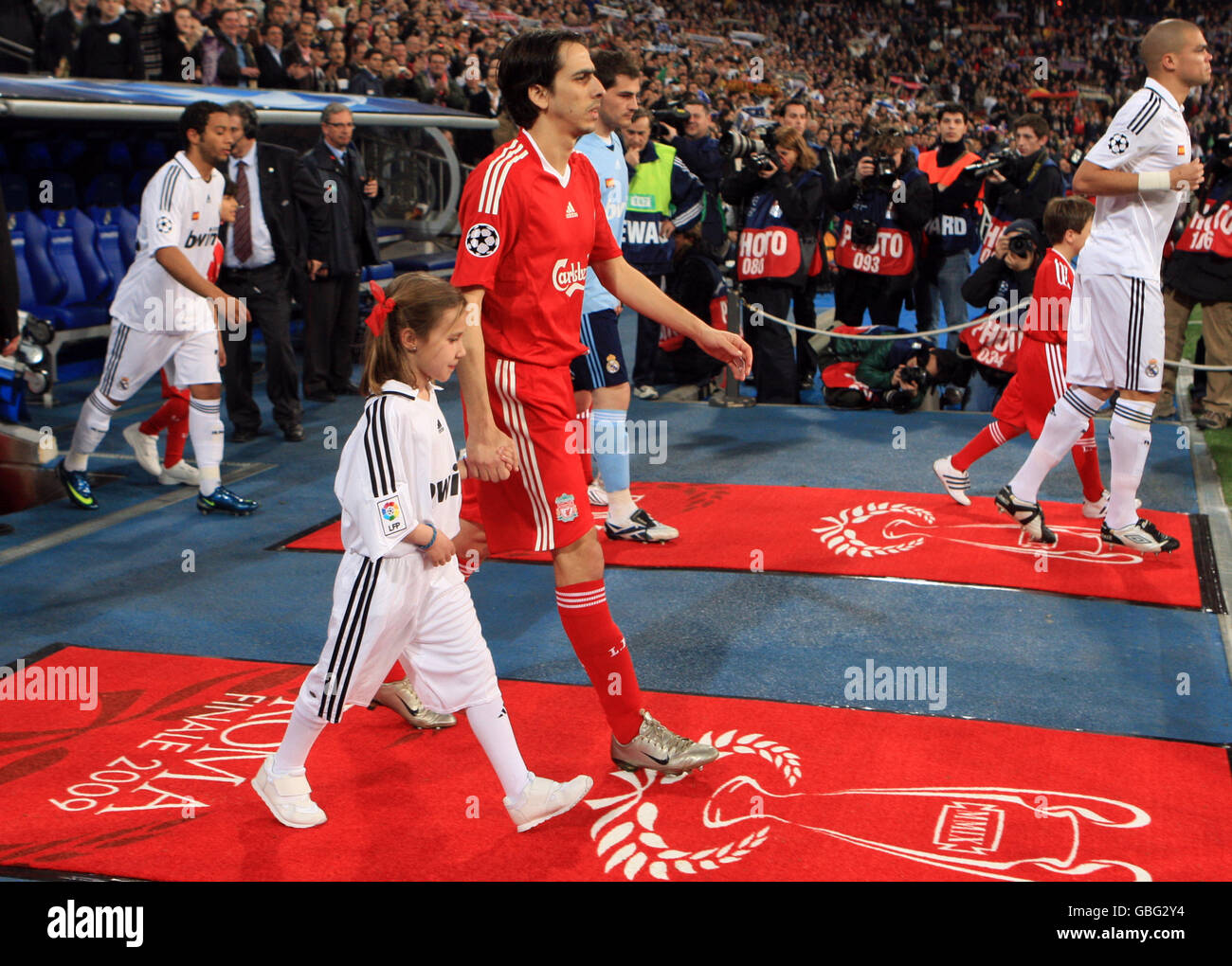Benayoun real madrid hi-res stock photography and images - Alamy