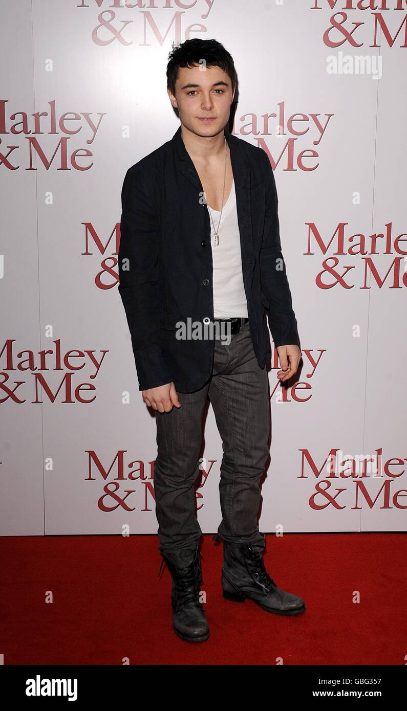 Marley And Me Premiere - London Stock Photo - Alamy