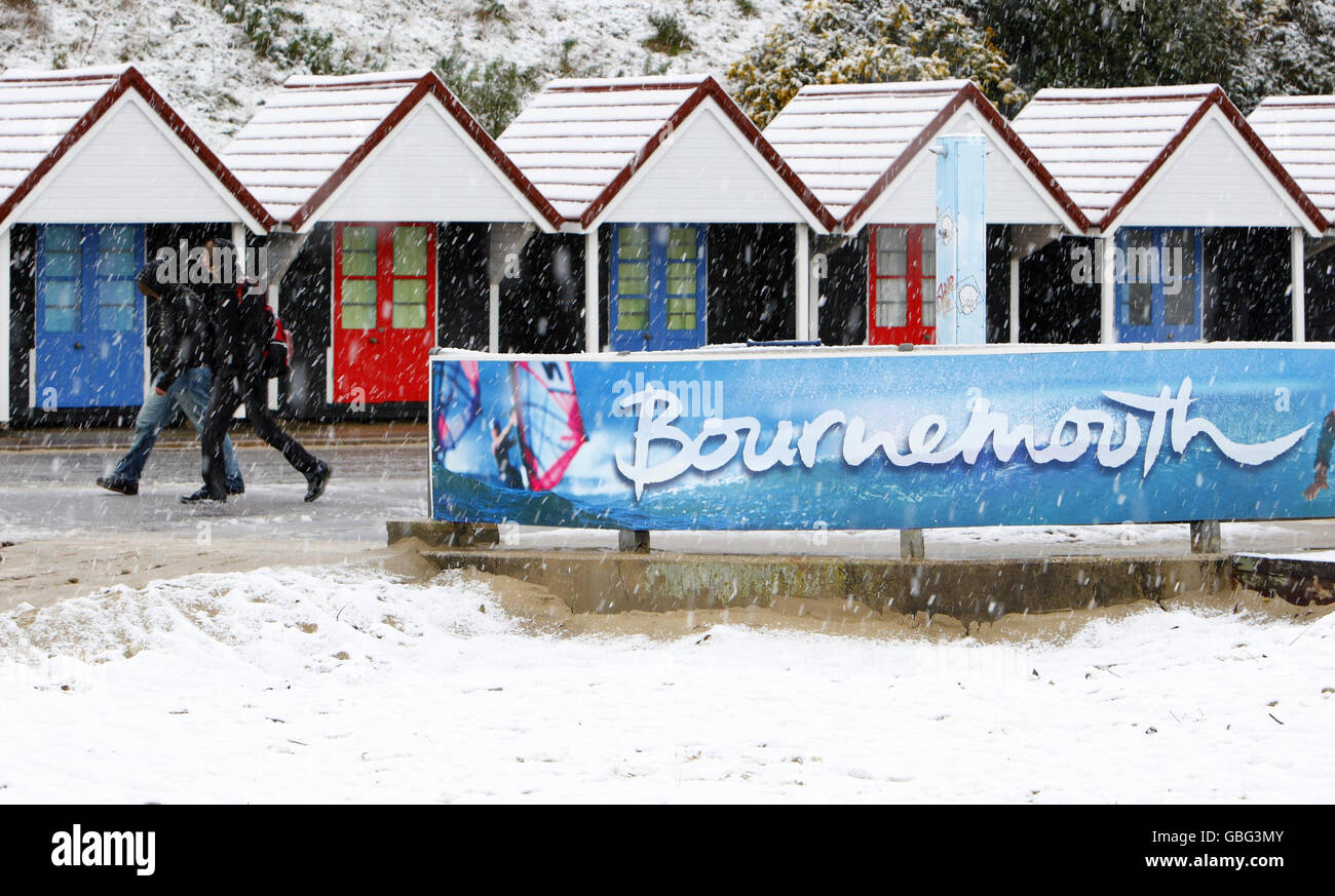 Icy blizzards hi-res stock photography and images - Alamy