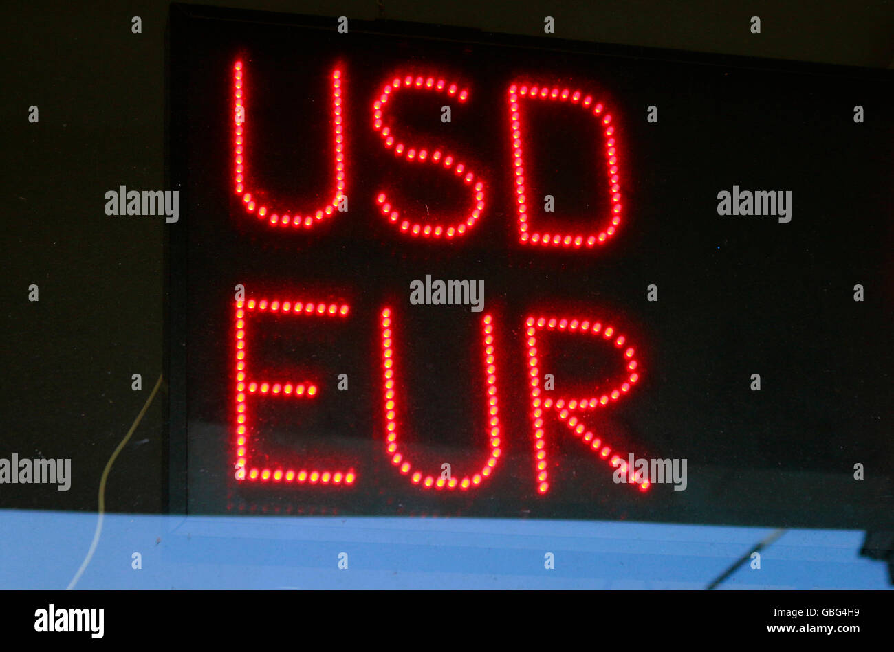 Symbol Wechselstube/ Geldwechsel/ Waehrungen: US Dolla Euro ...