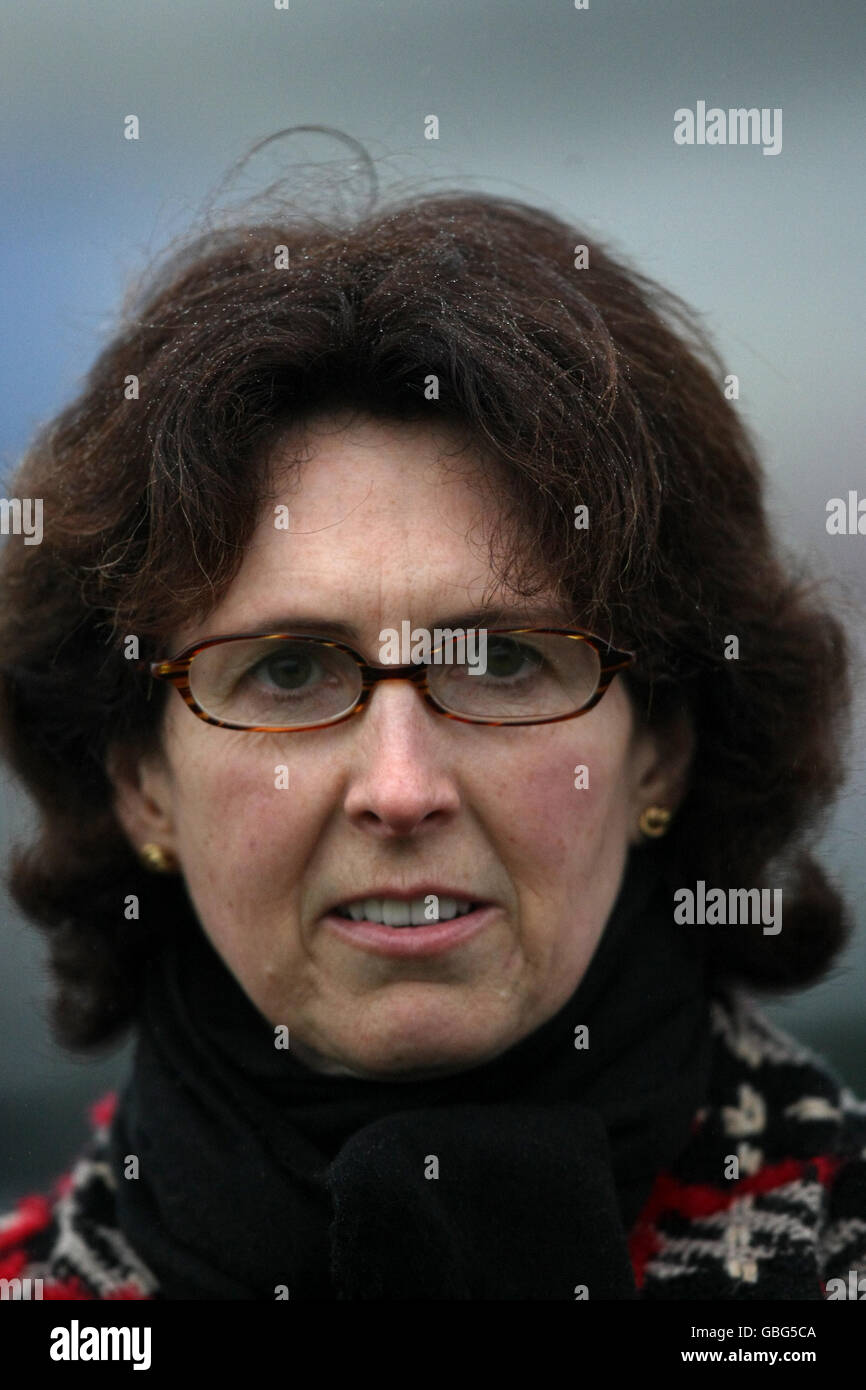 Venetia williams racing hi-res stock photography and images - Alamy