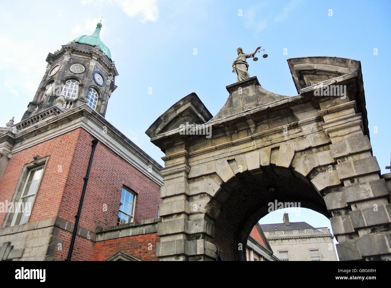 Irish castle gate hi-res stock photography and images - Alamy