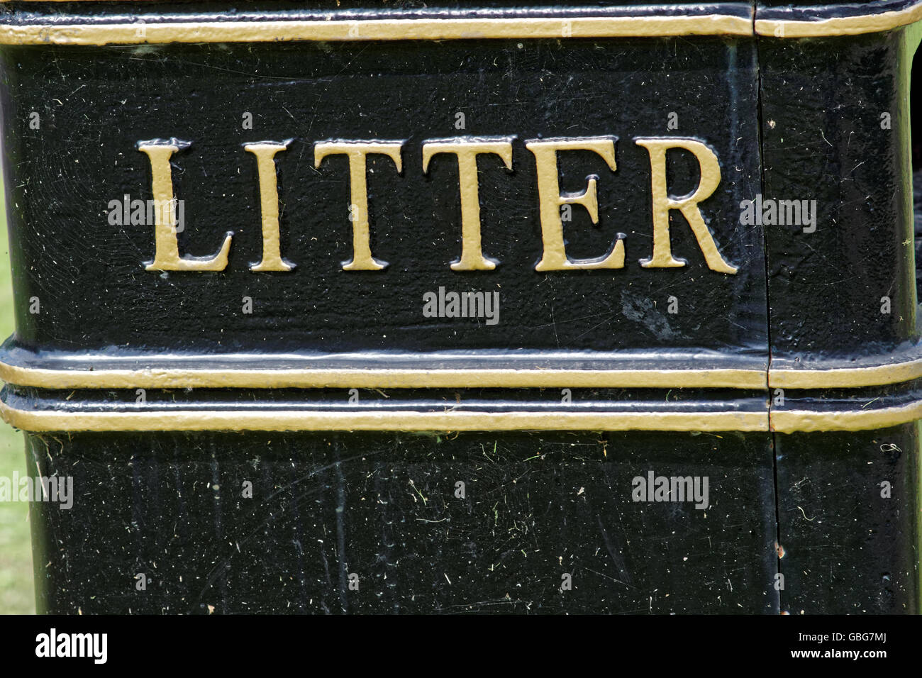 Gold lettering hi-res stock photography and images - Alamy